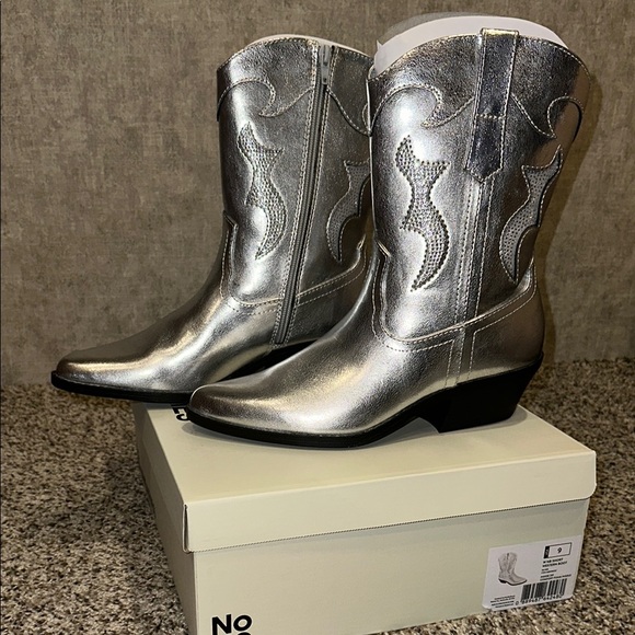 Shoes | Silver Western Cowboy Boots Nwt Womens 9 | Poshmark